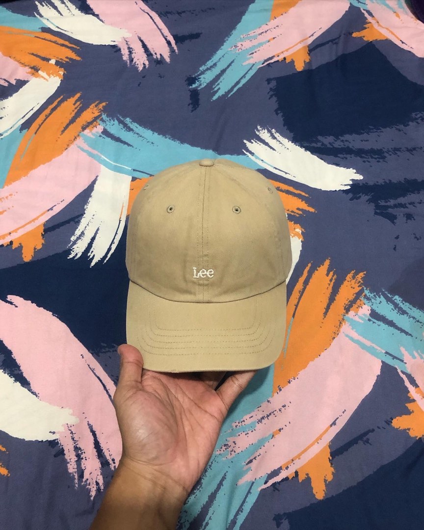 Topi simpel lee, Fesyen Pria, Aksesoris, Topi di Carousell