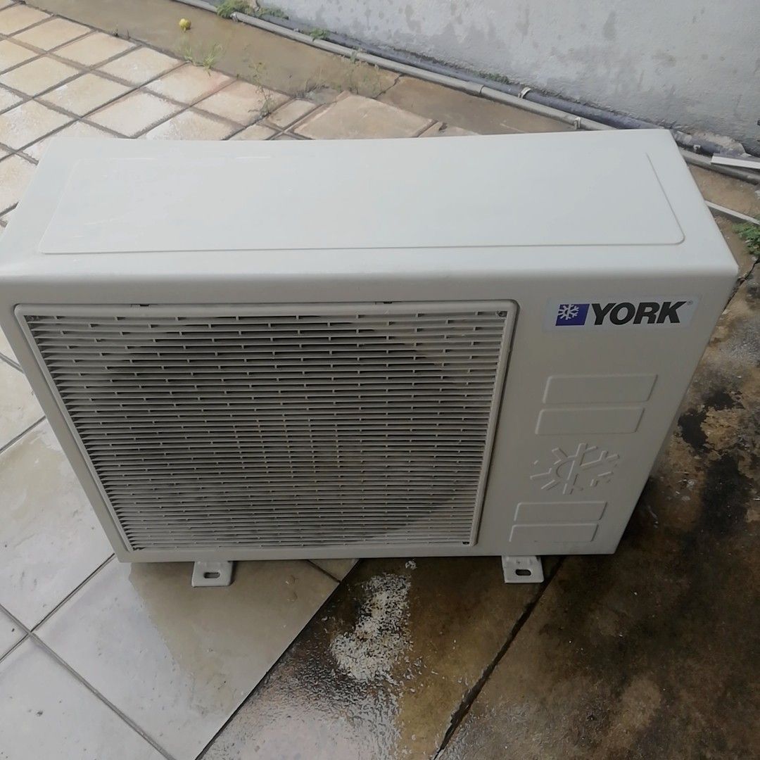 [USED] YORK 1.5 HP AIR COND INDOOR & OUTDOOR COMPRESSOR DONE FULL ...