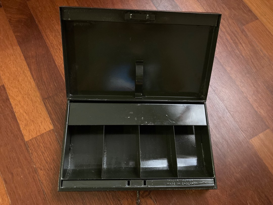 Victa Series Made in England cashbox, Hobbies & Toys, Collectibles ...