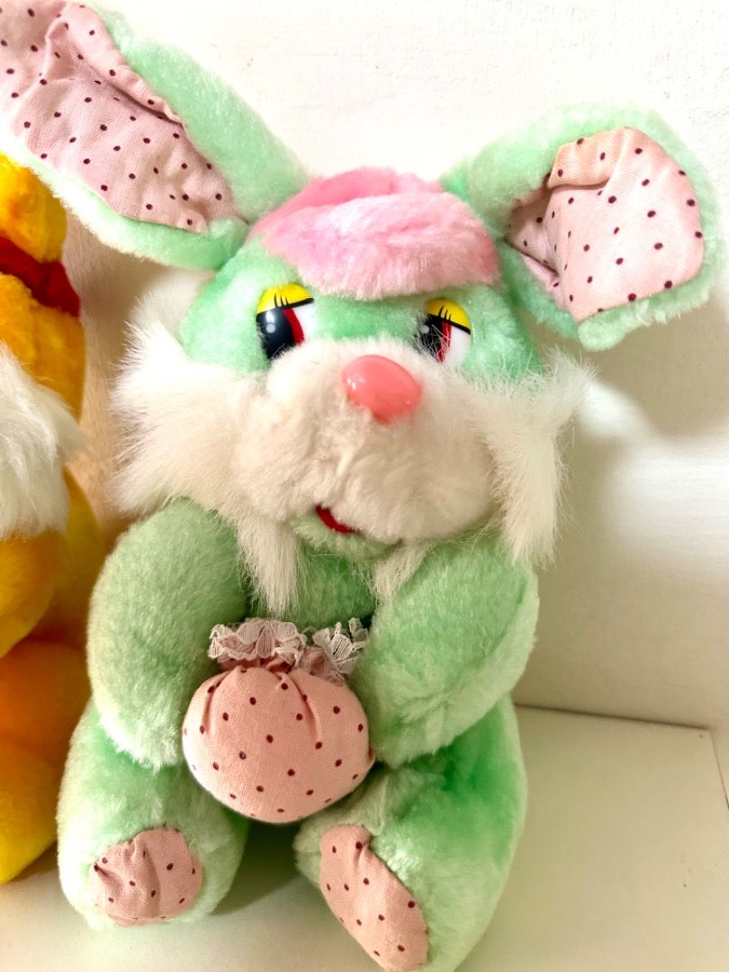 Vintage retro 1980s pair of sweet rabbits couple plushie soft toys ...