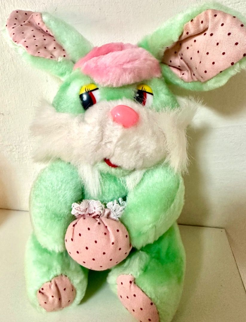 Vintage retro 1980s pair of sweet rabbits couple plushie soft toys ...