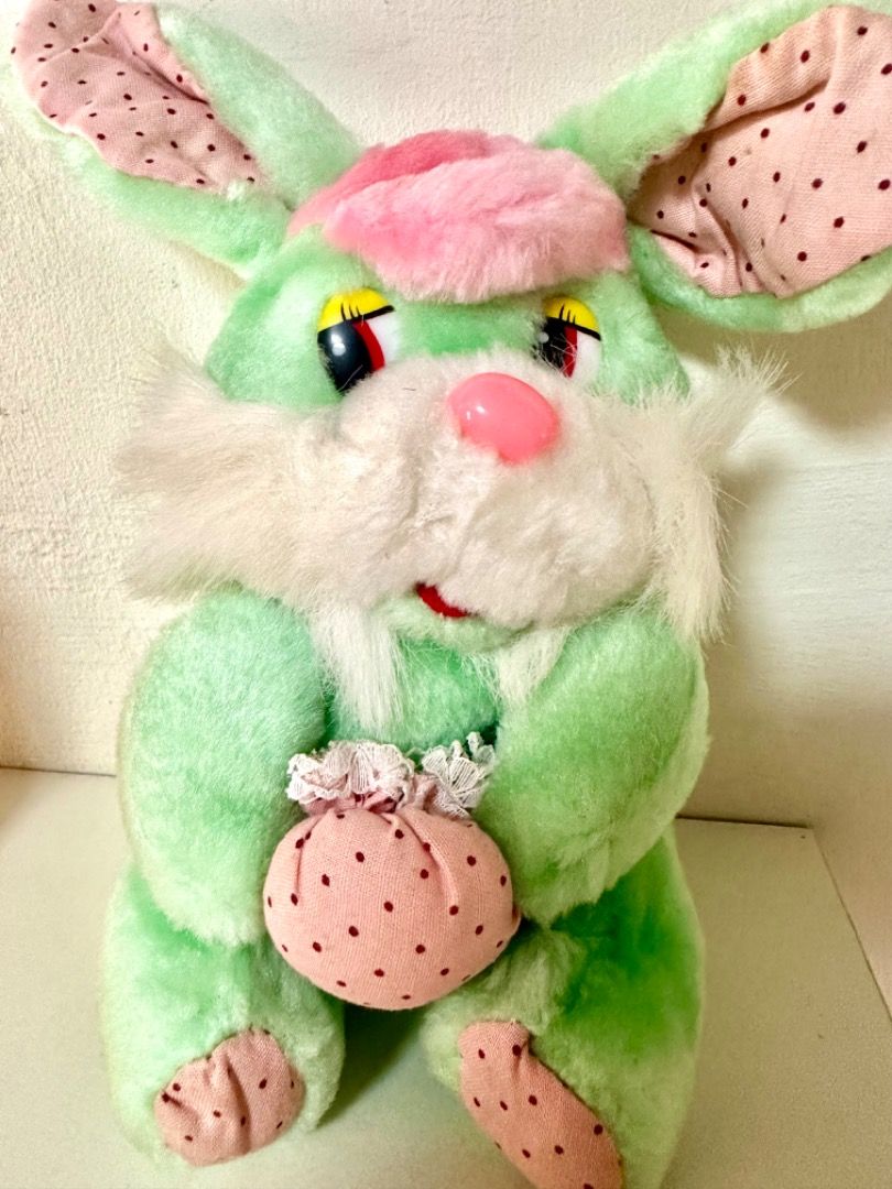 Vintage retro 1980s pair of sweet rabbits couple plushie soft toys ...