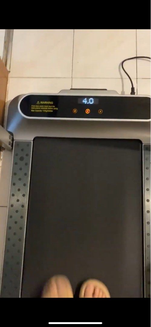 R2 Xiaomi Walking Pad/Treadmill Foldable 2in1, Sports Equipment ...