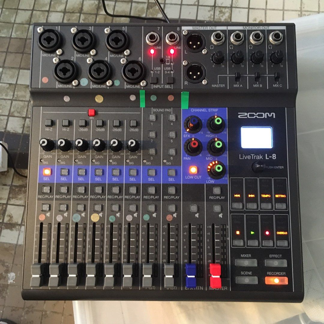 Zoom Livetrak L8 Sound / Audio Mixer / Multitrack Recorder, Audio ...