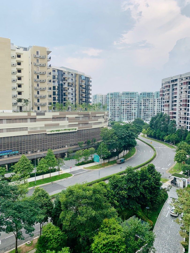 2 Common Bedrooms next to MRT - 274C Compassvale Bow , Property ...