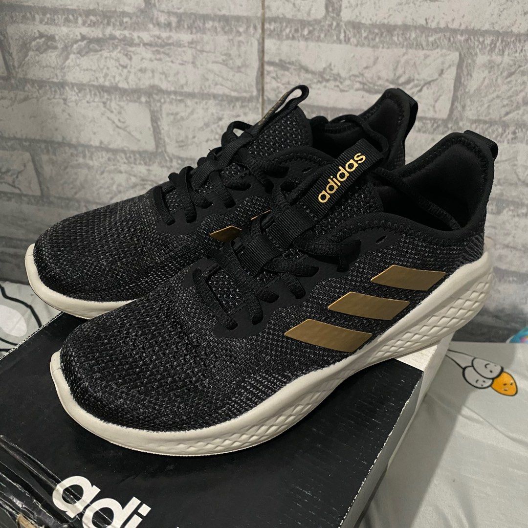 Adidas fluidflow running shoes sepatu lari, Fesyen Wanita, Sepatu di Carousell
