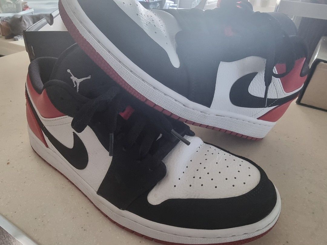 AJ1 Air Jordan 1 OG Black Toe Low, Men's Fashion, Footwear, Sneakers on ...
