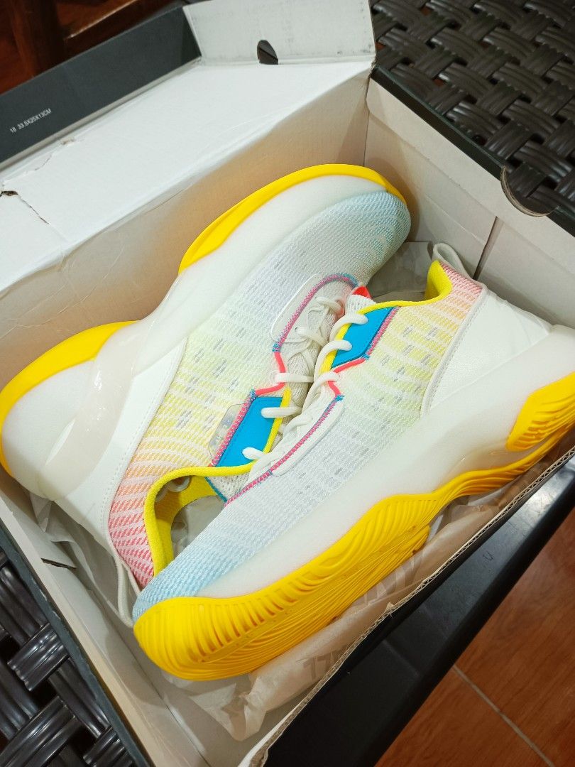 anta kt light cavalry 7(size 10), Men's Fashion, Footwear, Sneakers on ...