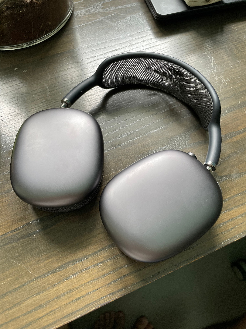 Apple Airpod Max (space grey), Audio, Headphones & Headsets on Carousell