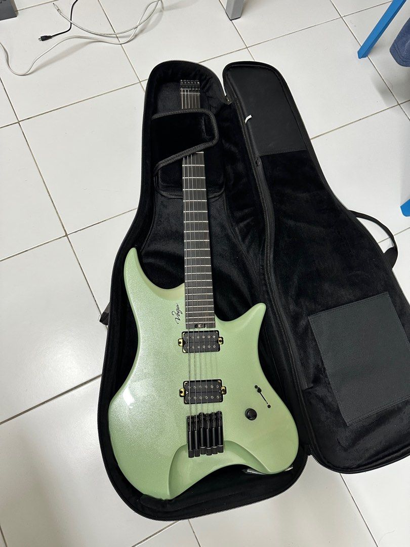 Balaguer Vega Limited - Modern Guitarist Run, Hobbies & Toys, Music ...