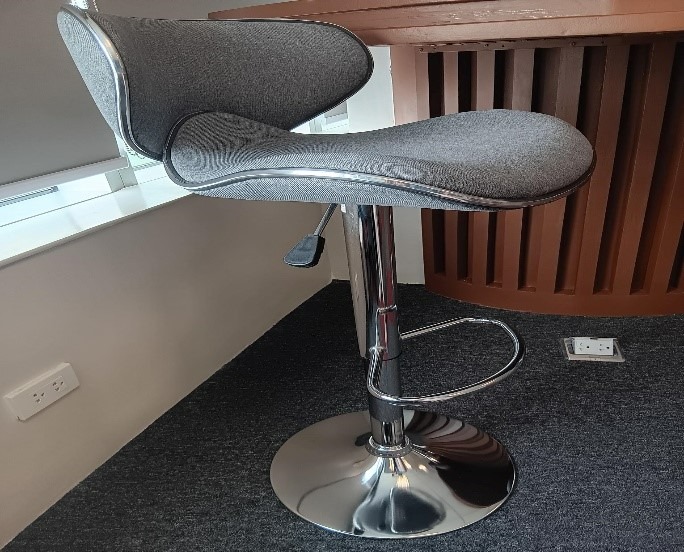 Bar Chair- Gas Lift (expandable), Furniture & Home Living, Furniture ...