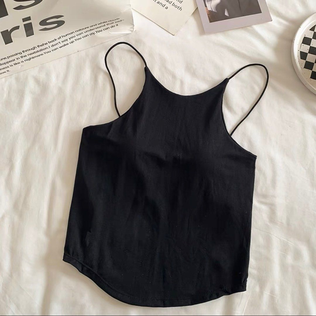 basic padded halter top, Women's Fashion, Tops, Sleeveless on Carousell