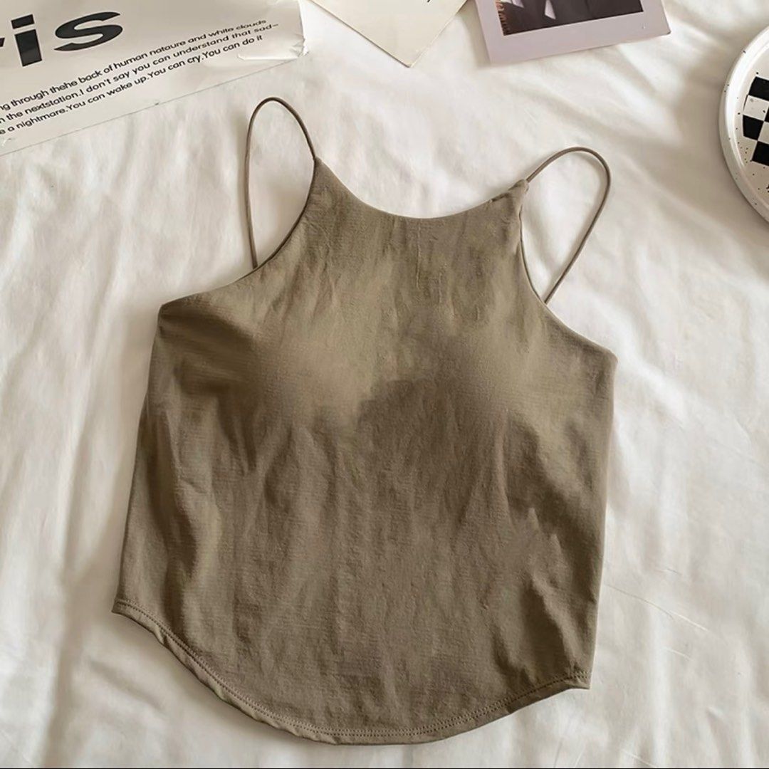 basic padded halter top, Women's Fashion, Tops, Sleeveless on Carousell