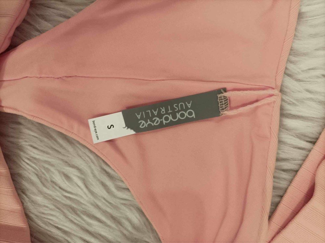 Bond eye 2-piece swim wear, Women's Fashion, Swimwear, Bikinis ...