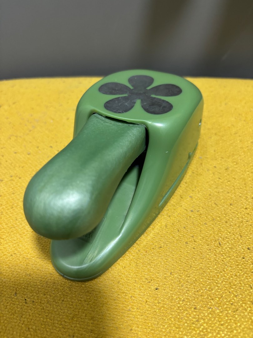 Daisy Punch, Hobbies & Toys, Stationery & Craft, Craft Supplies & Tools ...