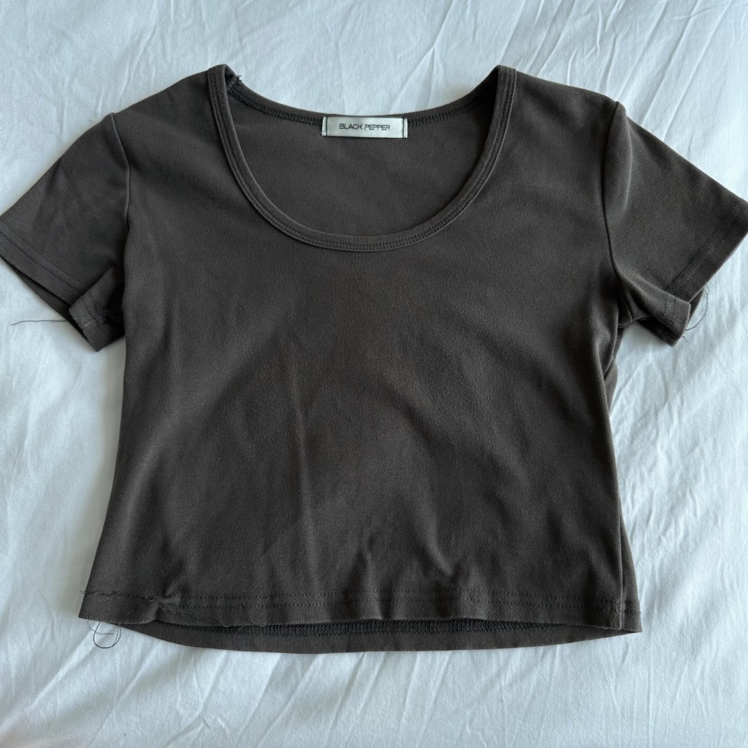 Dark grey top, Women's Fashion, Tops, Shirts on Carousell