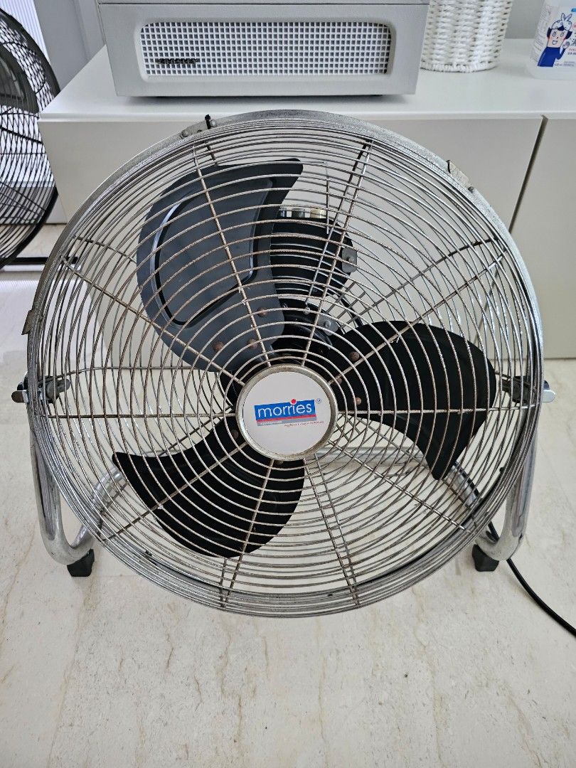 [DEFECTIVE] 16 in floor fan, Furniture & Home Living, Lighting & Fans ...