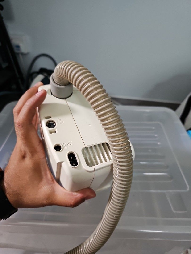 Devilbiss auto adjust cpap machine, Health & Nutrition, Assistive ...