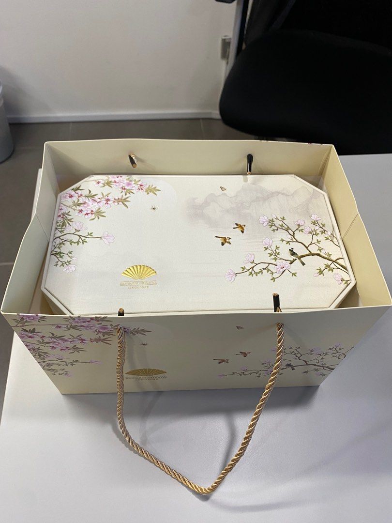 Drawer type Mooncake box, Women's Fashion, Jewelry & Organisers ...