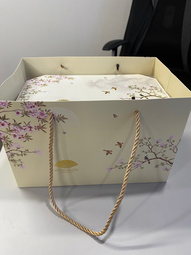 Drawer type Mooncake box, Women's Fashion, Jewelry & Organisers ...