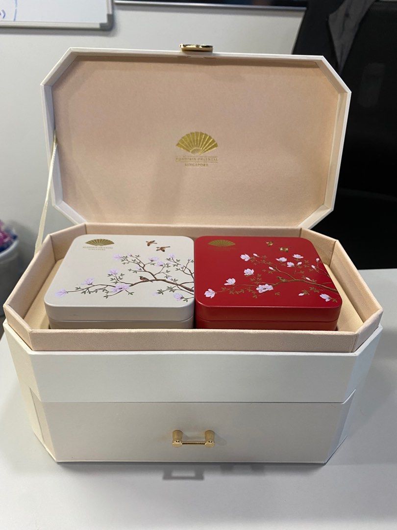 Drawer type Mooncake box, Women's Fashion, Jewelry & Organisers ...
