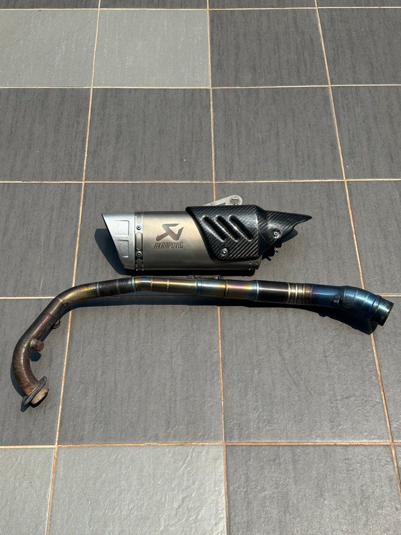 Ekzos Y15 Akrapovic R1M Style, Motorbikes on Carousell
