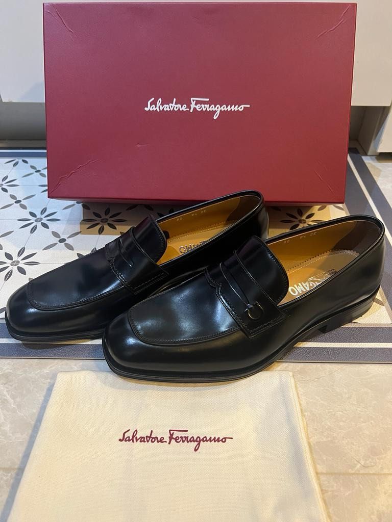 Ferragamo men working shoes, Men's Fashion, Footwear, Casual shoes on ...