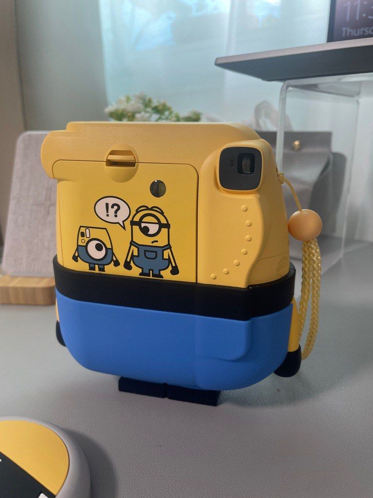 [Defect] Fujifilm Instax Mini 8 Minion special edition, Photography ...