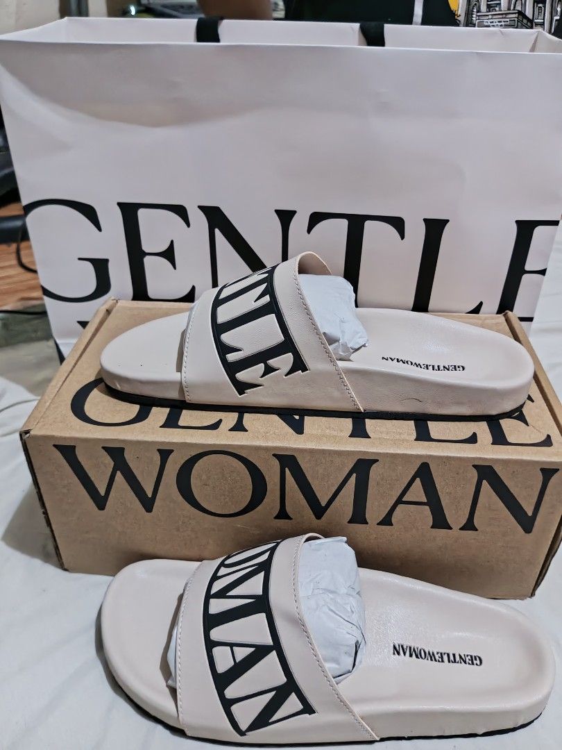 Gentle woman slides, Women's Fashion, Footwear, Slippers and slides on ...