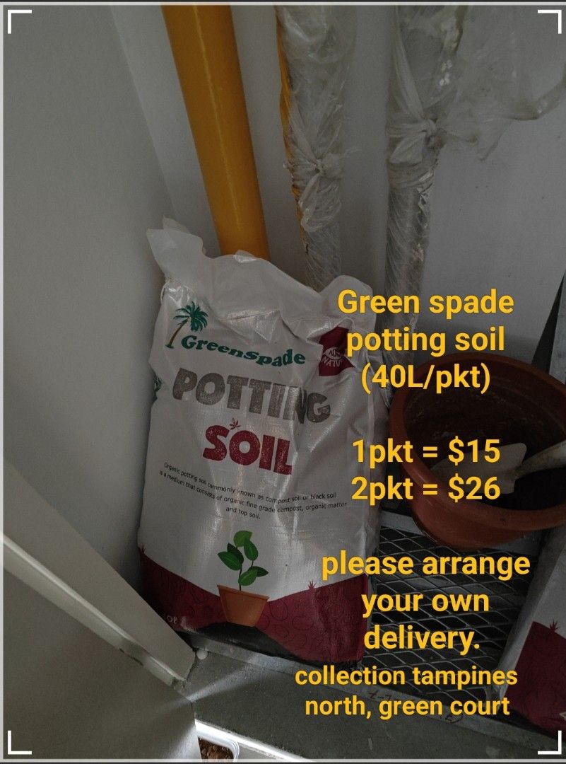 Green spade potting soil 40L, Furniture & Home Living, Gardening ...