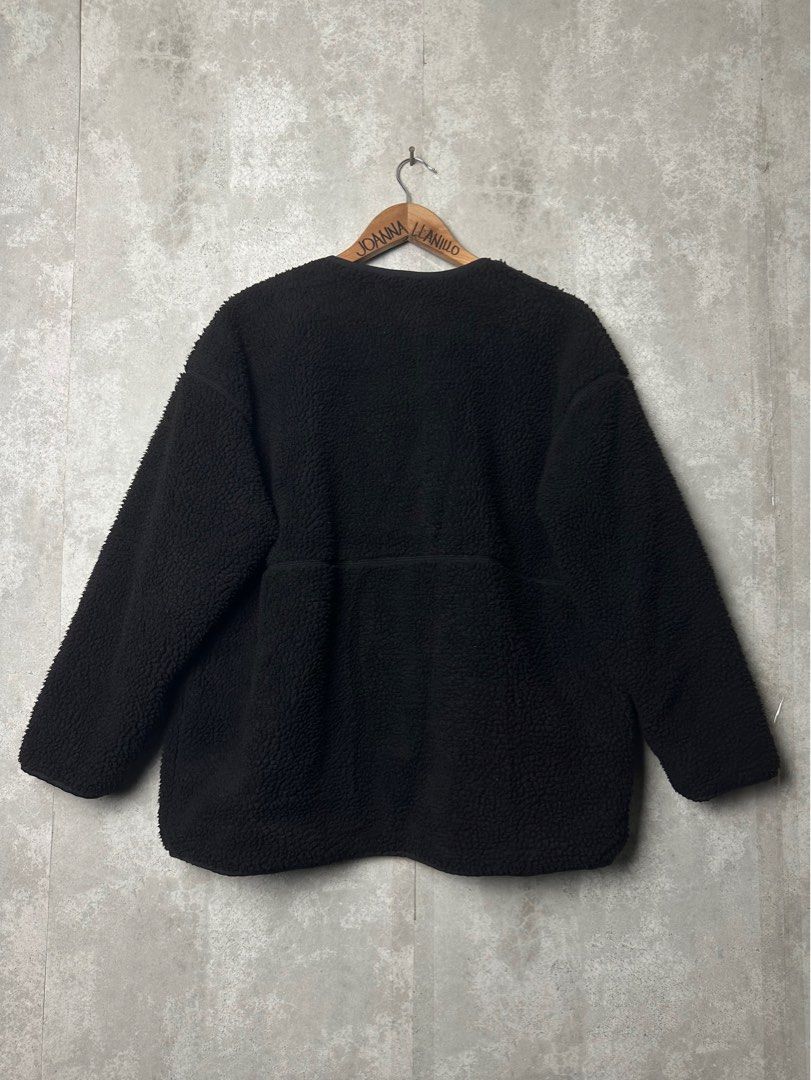 GU - Boa Fleece reversible Jacket unisex, Men's Fashion, Coats, Jackets ...