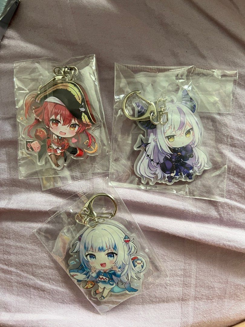 hololive keychain, Hobbies & Toys, Toys & Games on Carousell