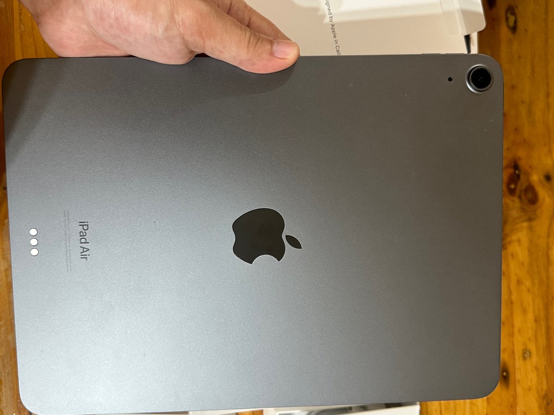 Ipad Air 5th Generation, Computers & Tech, Laptops & Notebooks on Carousell