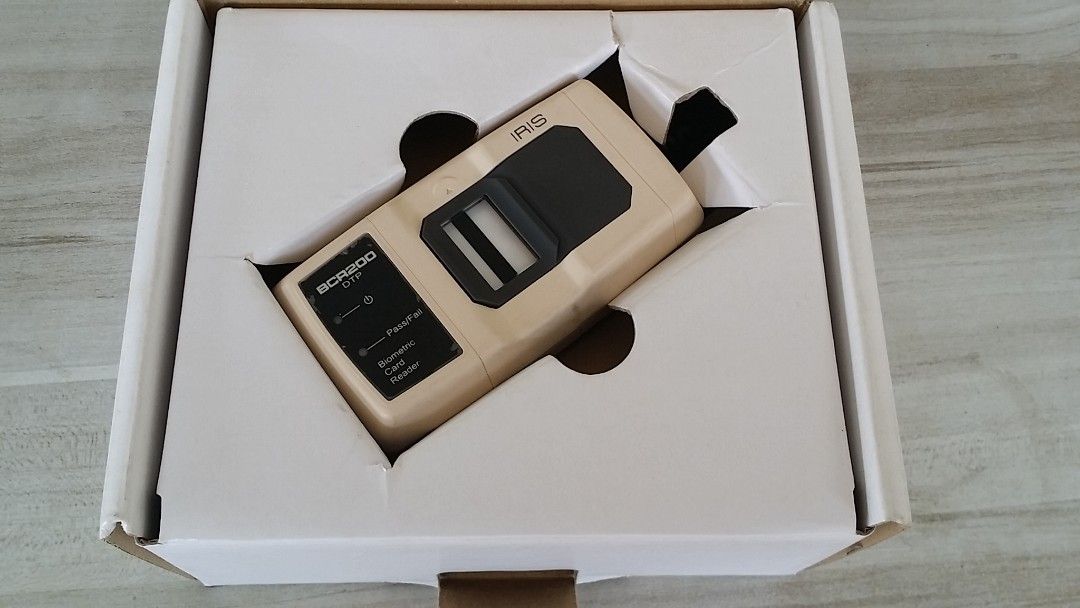IRIS Biometric Card Reader BCR200DTP/MYKad Reader, Computers & Tech ...