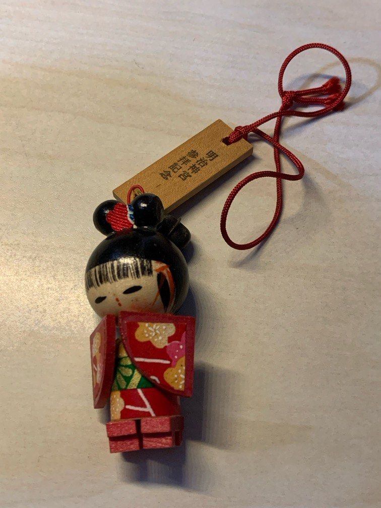 Japanese girl keychain, Hobbies & Toys, Memorabilia & Collectibles, Fan ...