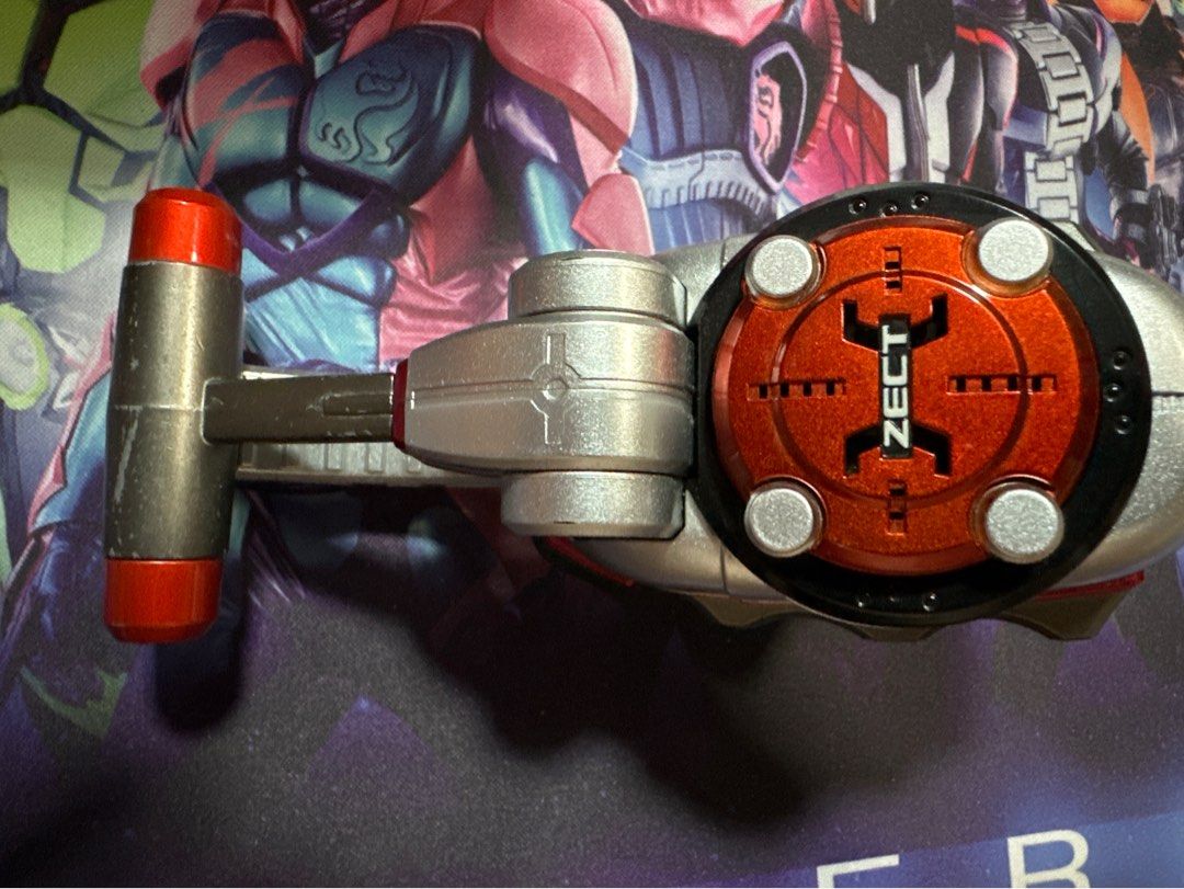 Kamen Rider Kabuto - Complete Selection Modification CSM Hyper Zecter ...