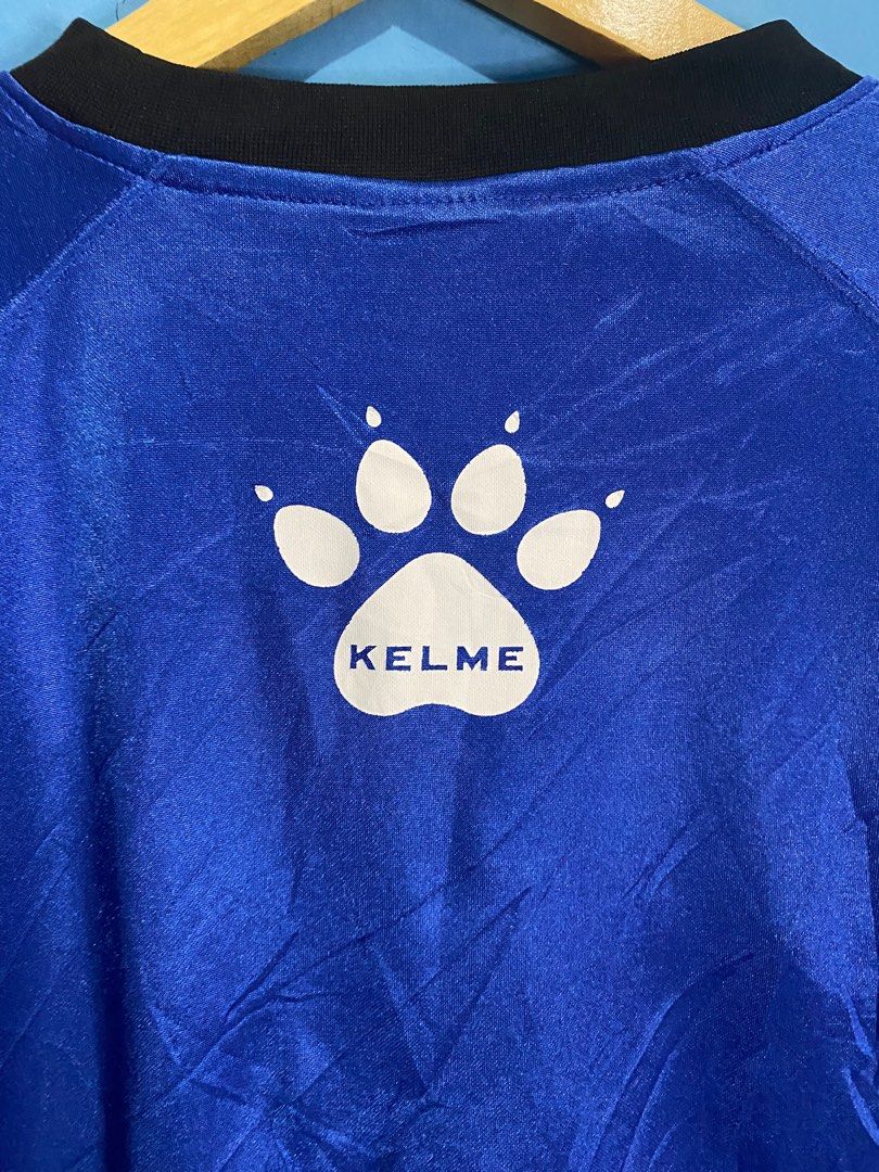 kelme jersey centre logo, Olah Raga, Baju Olahraga di Carousell
