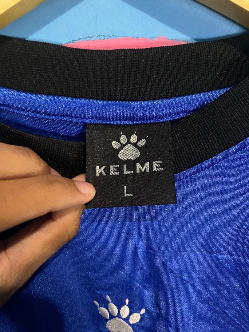 kelme jersey centre logo, Olah Raga, Baju Olahraga di Carousell