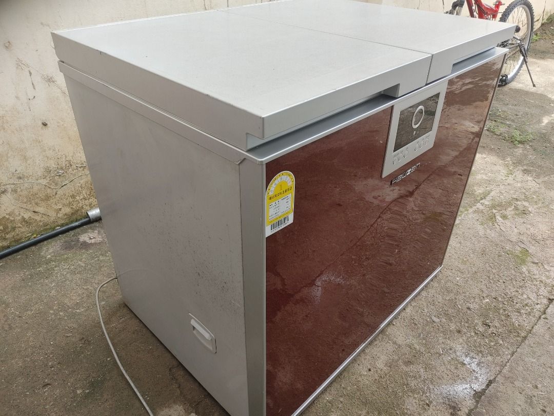 Korean kimchi refrigerator, TV & Home Appliances, Kitchen Appliances ...