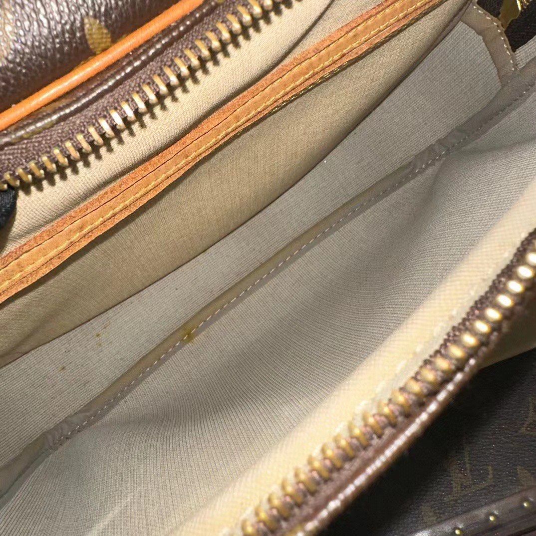 LV camera bag , Women's Fashion, Bags & Wallets, Shoulder Bags on Carousell