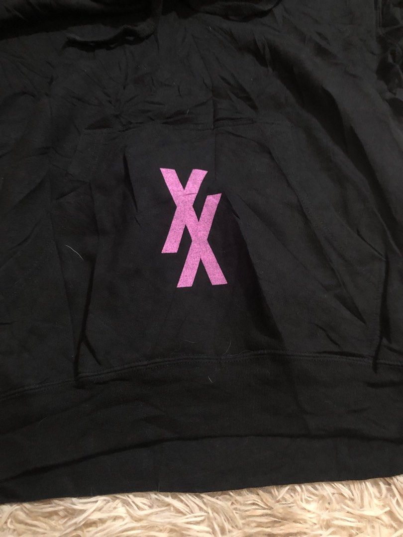 Machine Gun Kelly Official Merch Hoodie, Hobbies & Toys, Memorabilia ...