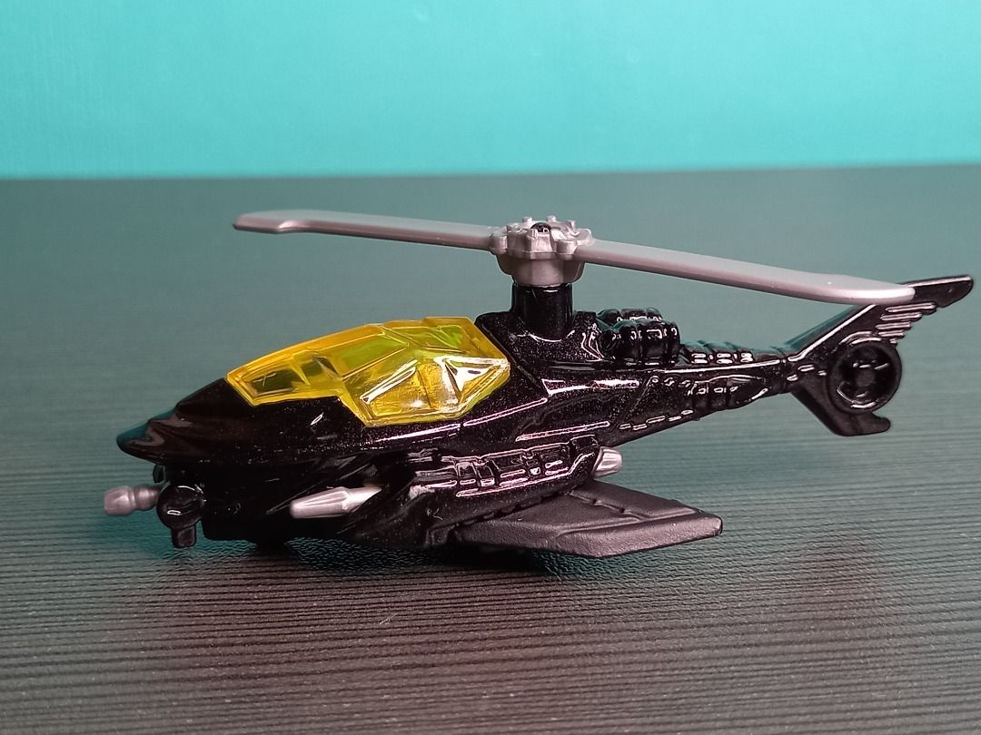 Mattel Hot Wheels Batcopter DC Comics Diecast Helicopter, Hobbies ...
