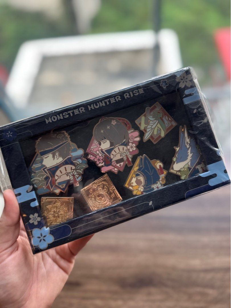 OFFICIAL MONSTER HUNTER RISE PIN COLLECTION, Hobbies & Toys ...