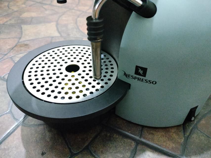 Nespresso C190 110v, TV & Home Appliances, Kitchen Appliances, Coffee ...