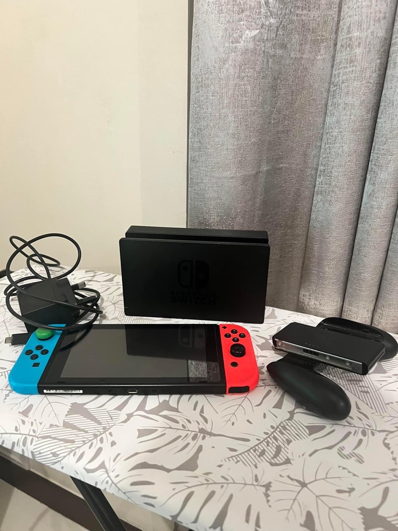 Nintendo Switch ++ [comes with games], Video Gaming, Video Game ...