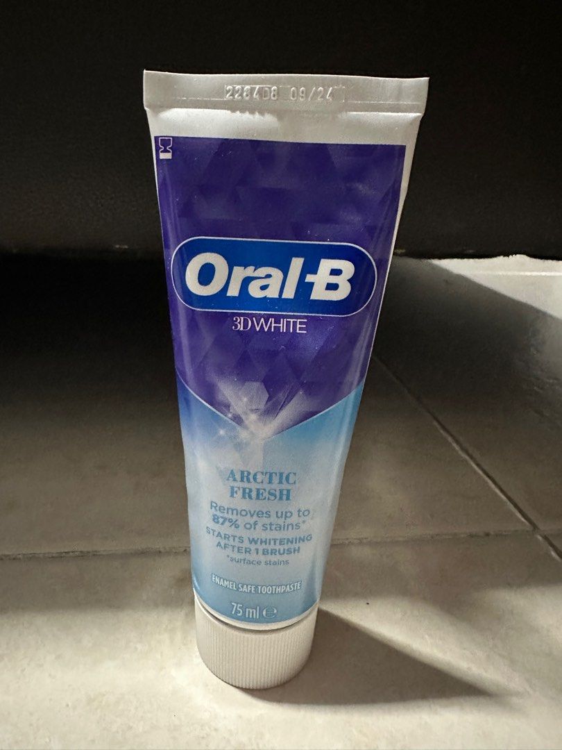 Oral B 3D whitening toothpaste (Arctic Fresh), Beauty & Personal Care ...