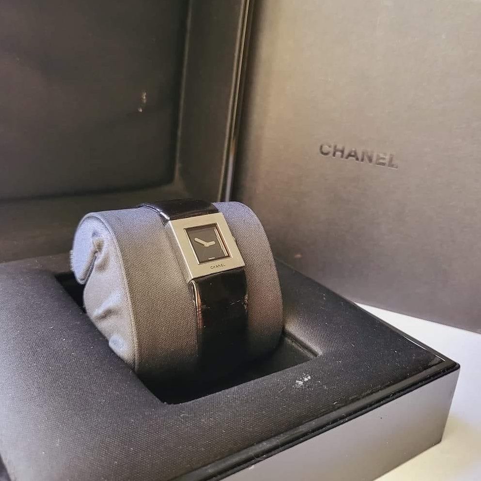 Original CHANEL Acier Matelasse Watch, Luxury, Watches on Carousell