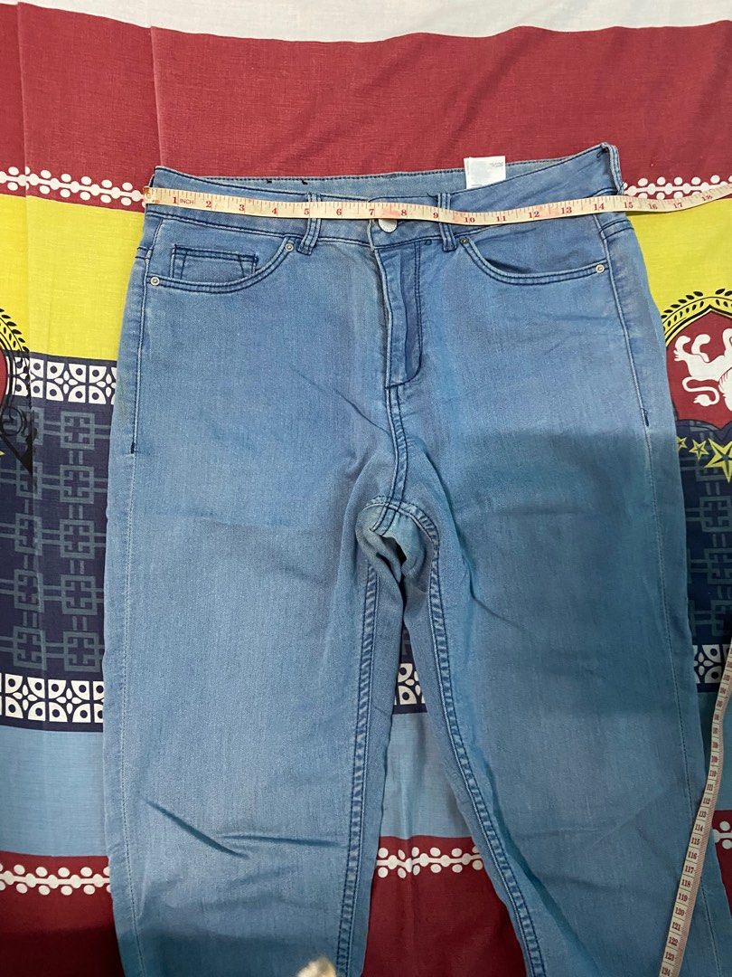 Original divided by h&m pants, Women's Fashion, Bottoms, Jeans on Carousell