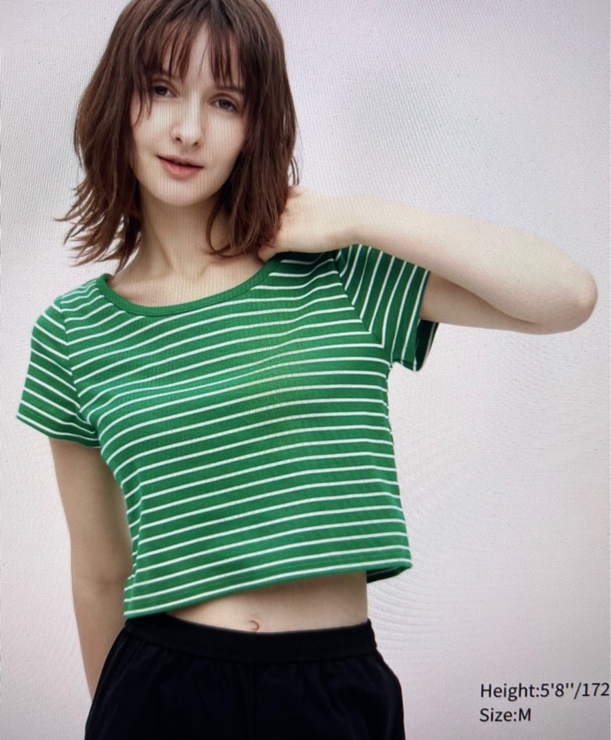 Original Uniqlo green stripes basic crop top with bra pads, Women's ...