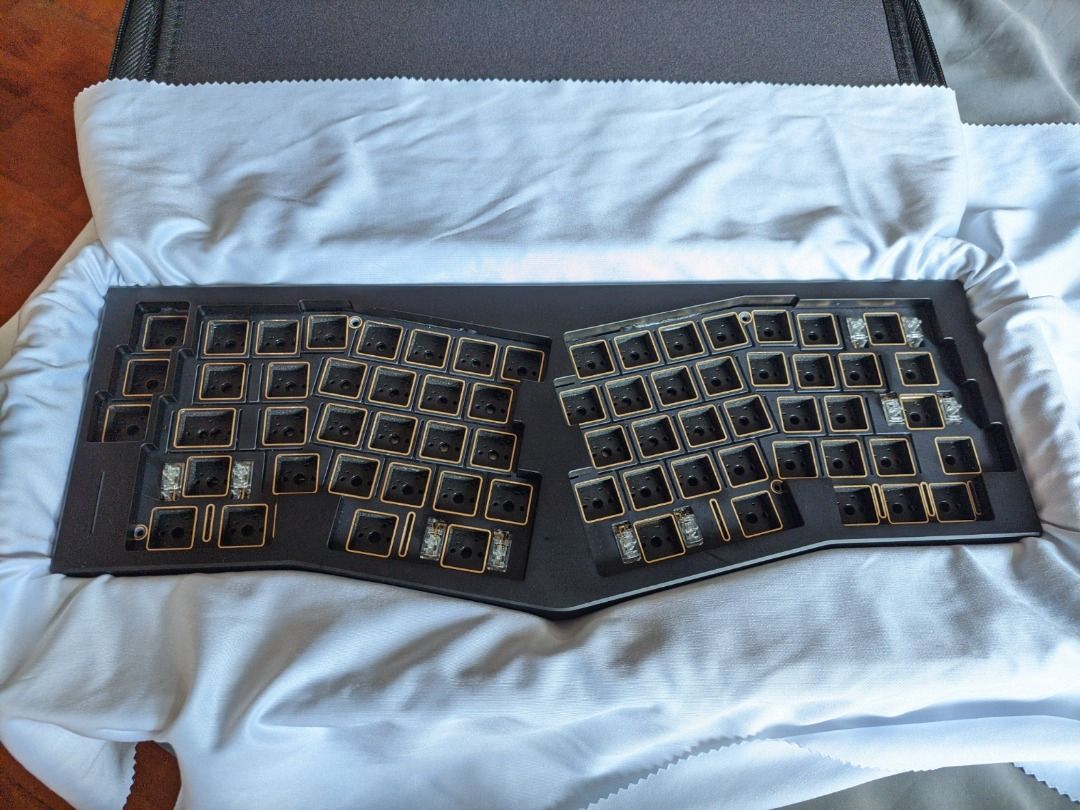 Owlab Spring Black Chroma, Computers & Tech, Parts & Accessories ...